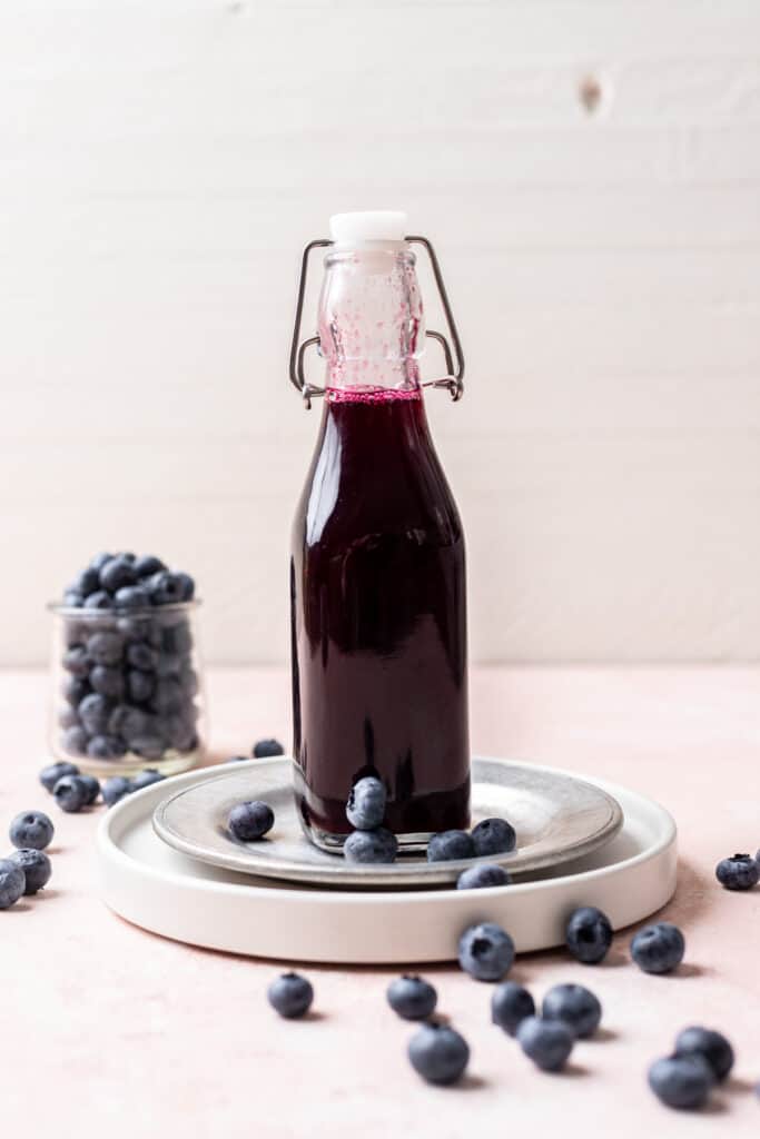 Blueberry Simple Syrup - Your Home, Made Healthy