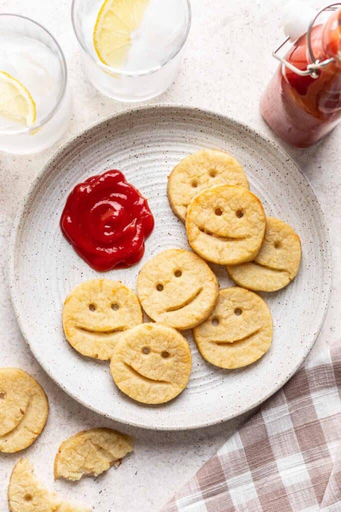 Homemade Smiley Potatoes (Baked) - Your Home, Made Healthy